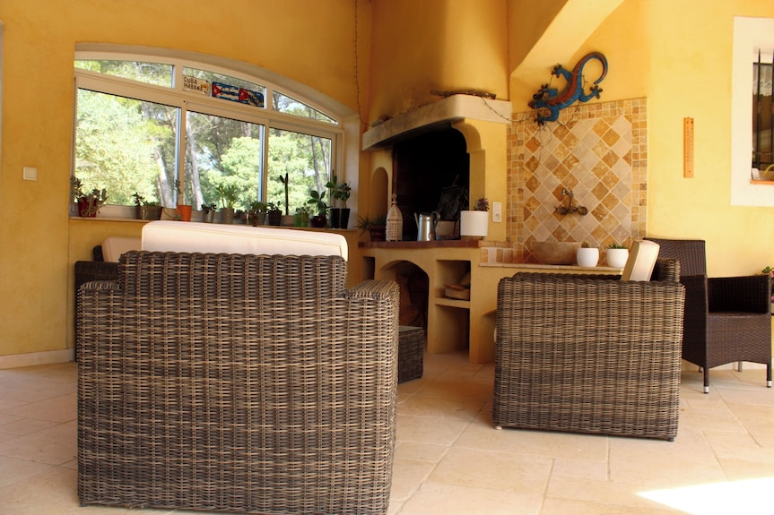 Location Résidence Peylon Avec Piscine Terrasse Jardin Patio Au Calme - Tourtour