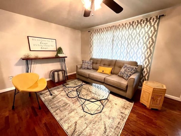 Just Like Home! Comfy King Bed, Remodeled! Clean! - Rogers, AR