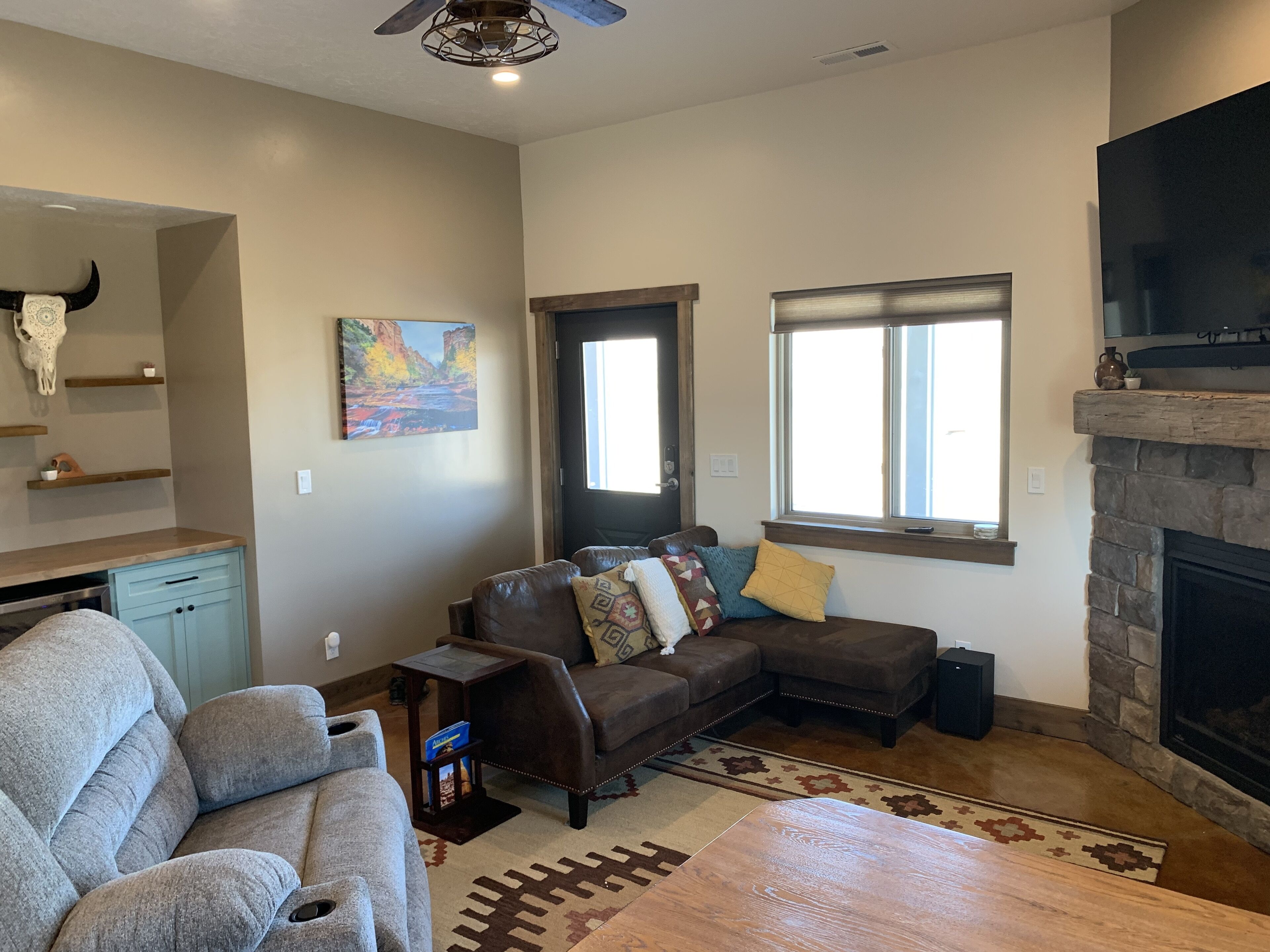 Riverfront Barndominium Close To Utah National Parks - Green River, UT