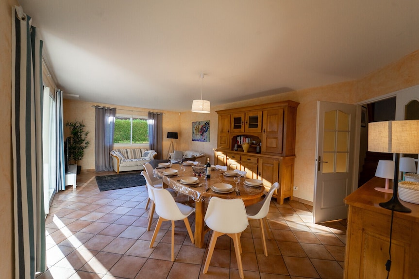 Entre Lac Et Montagnes - Talloires