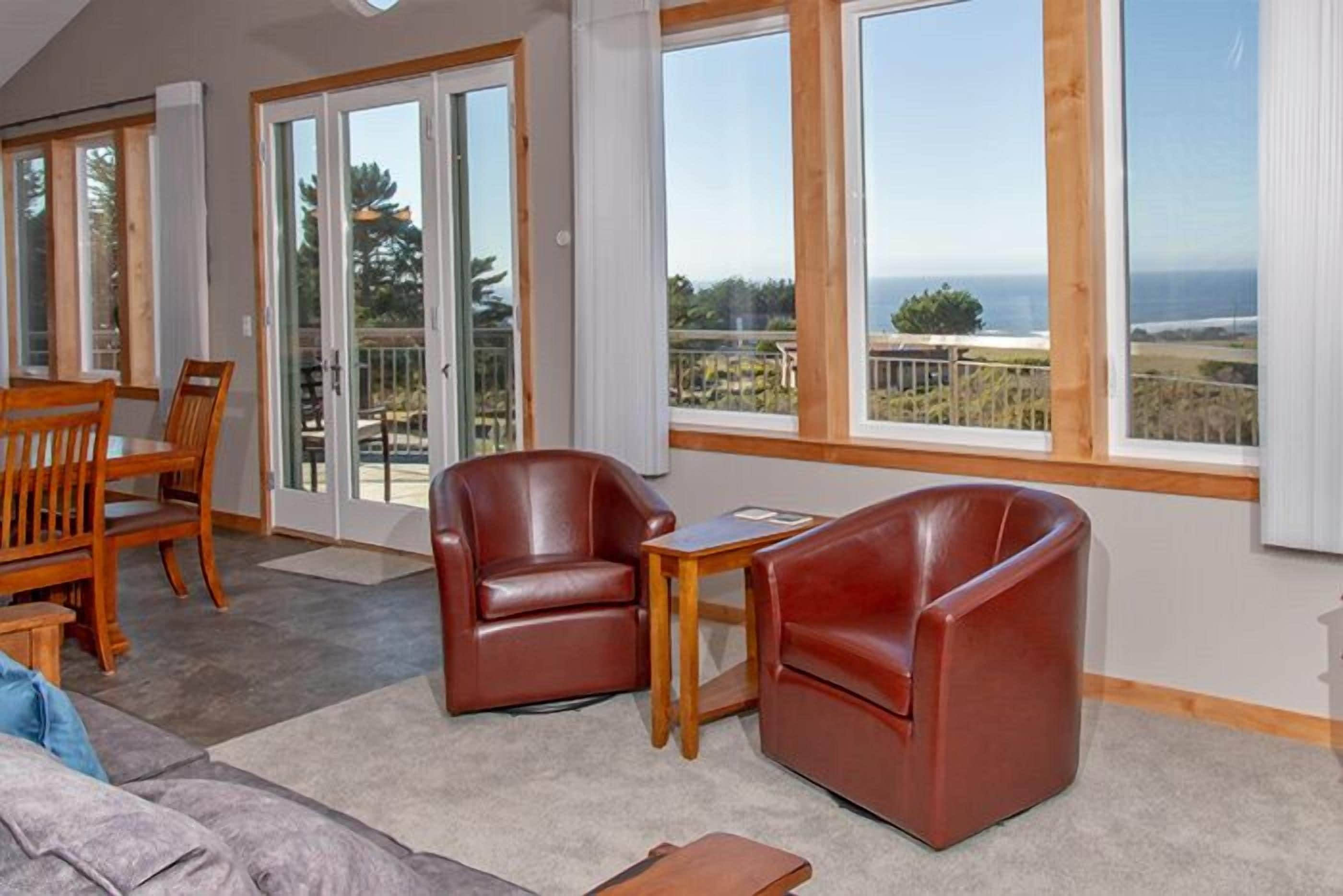 Coastal Breeze- Just North Of Bb, In A Quite Coastal Community, Great Views - Jenner, CA