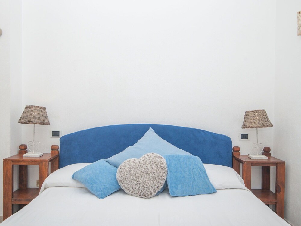 Lovely Apartment With Pool, A/c, Wifi, Tv, Terrace, Pets Allowed, Panoramic View And Parking - Golfo Aranci