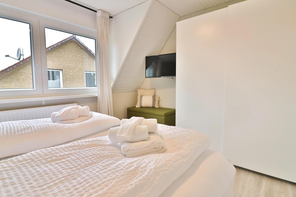 Langeooger Viermaster - Grünes Segel - Langeoog | Vrbo