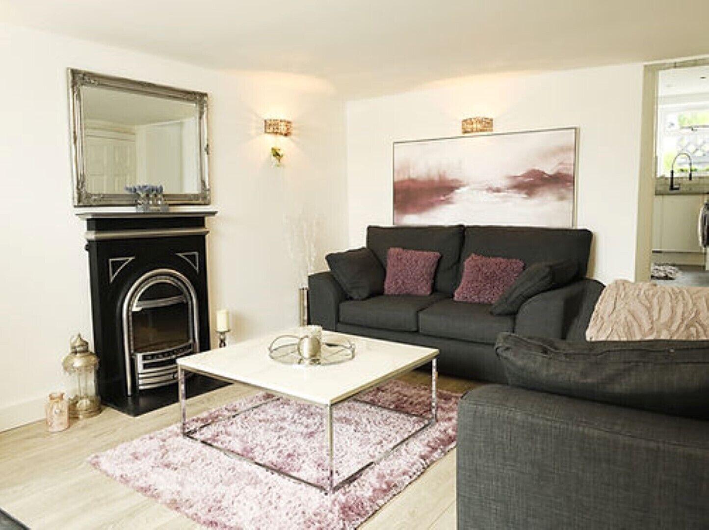 Beachfront Swyn Y Mor Cottage - Rhos on Sea
