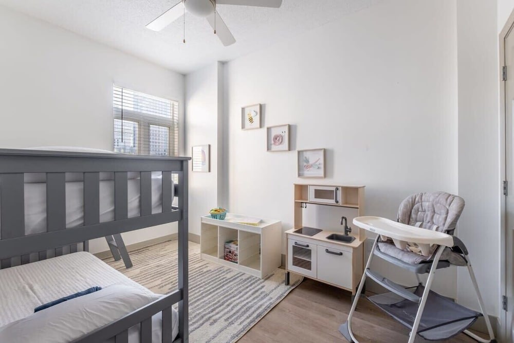 4b/2ba Luxury Central Apartment With Gym - Charlotte, NC