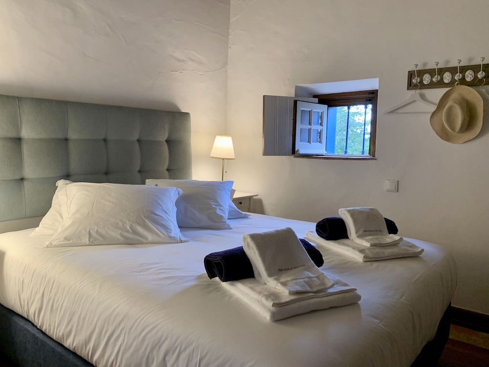 Ranch By The River With Swimming Pool & Bbq - Vila Nova de Milfontes