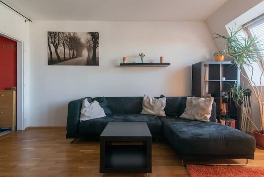 Cosy, Sunny Two-story Apartment, 20min Center - Prague