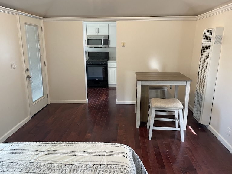 Furnished North Berkeley Pet-friendly Cottage In The Center Of It All - カリフォルニア州