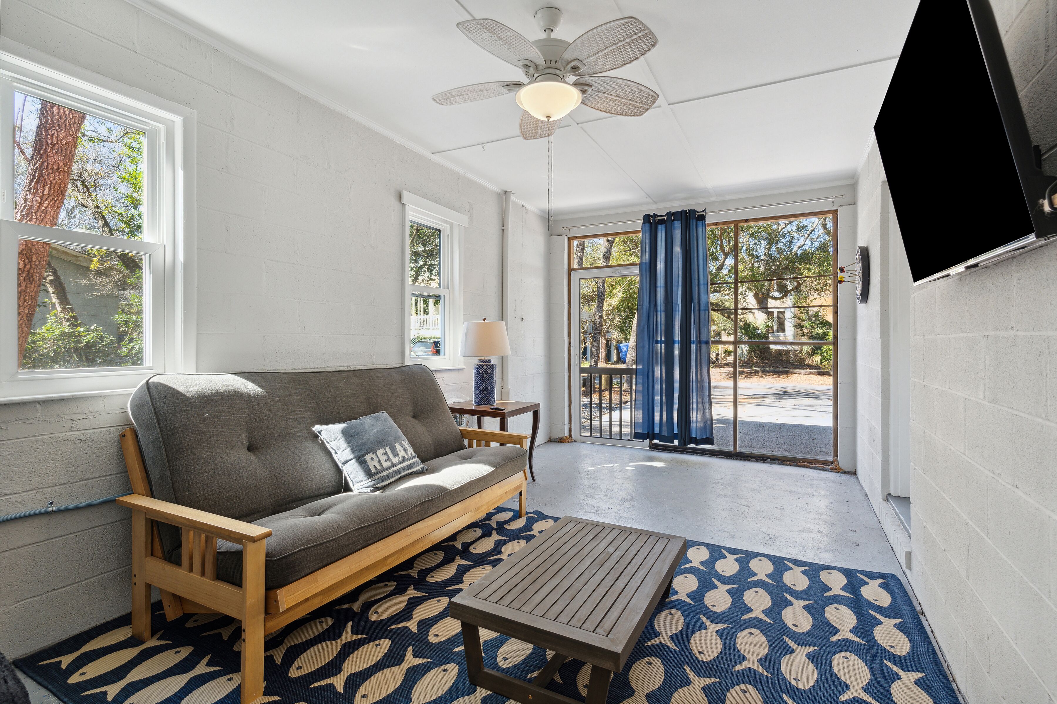 207 W Cooper - The Coop - Cute Folly Cottage In Central Location - Pets Considered - Folly Beach, SC