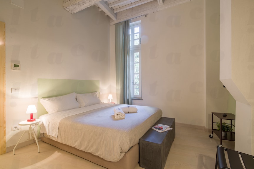 Apartment In Lucca With 2 Bedrooms Sleeps 4 - Lucca