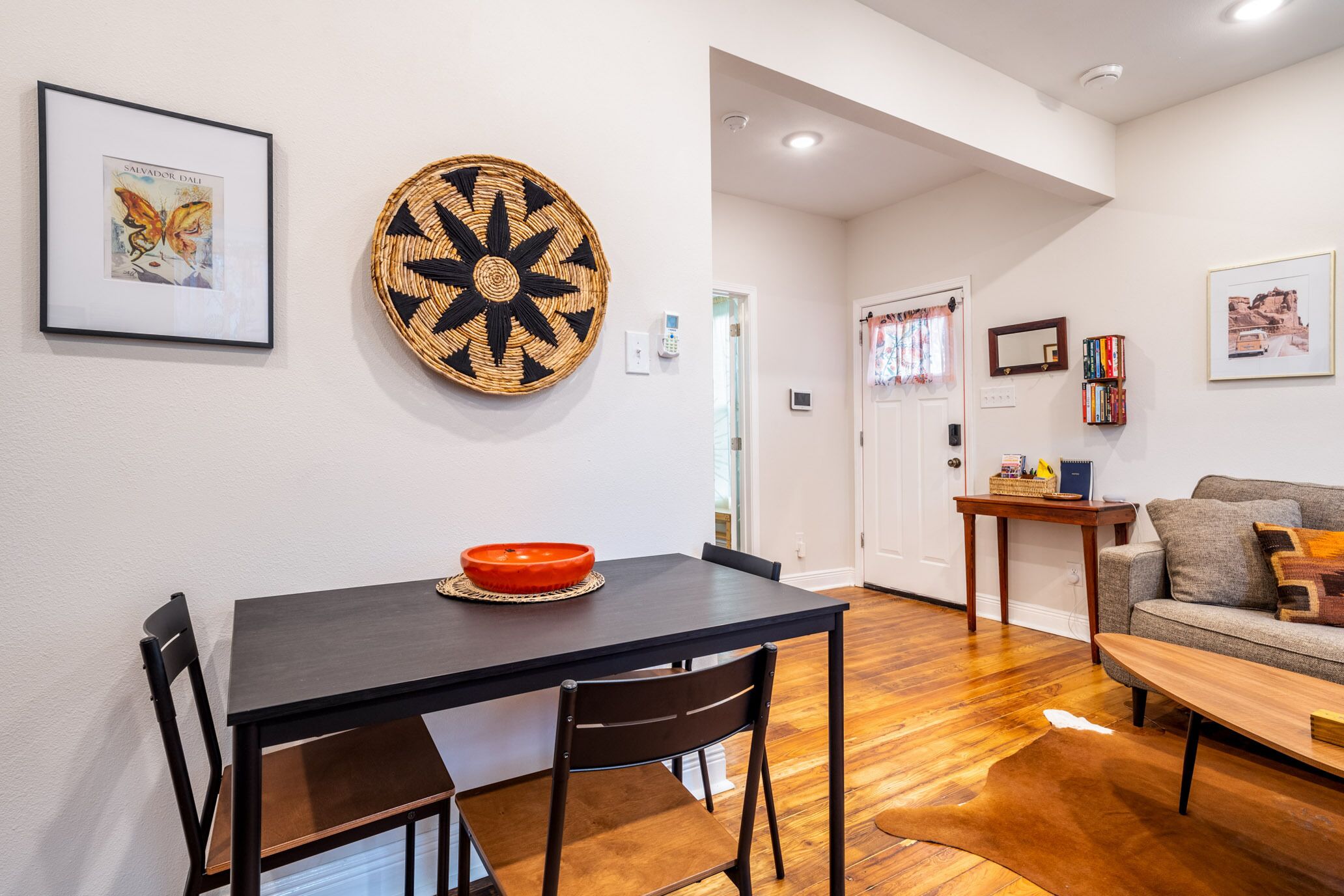 New! Charming Historic Bungalow With Modern Amenities! Close To Riverwalk - Highland Park - San Antonio