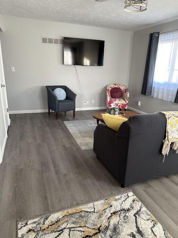 Newly Renovated 2 Bed 2 Bath Home - Nebraska