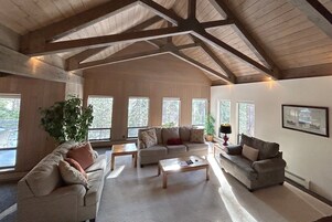 Casa, 3 quartos | Sala de estar