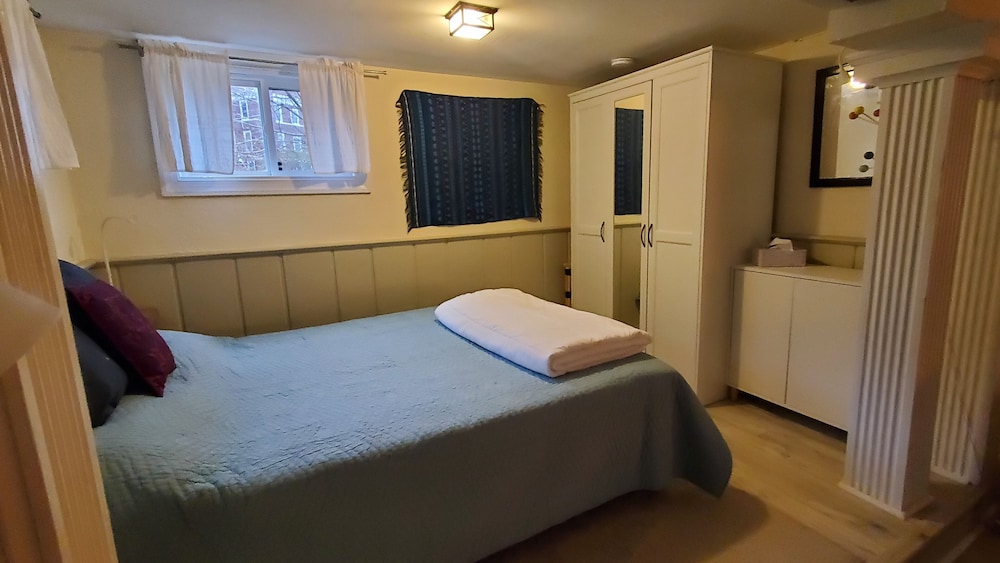 Charming, Quiet, And 7 Min Walk To Zoo, Metro, And Restaurants - Washington, DC
