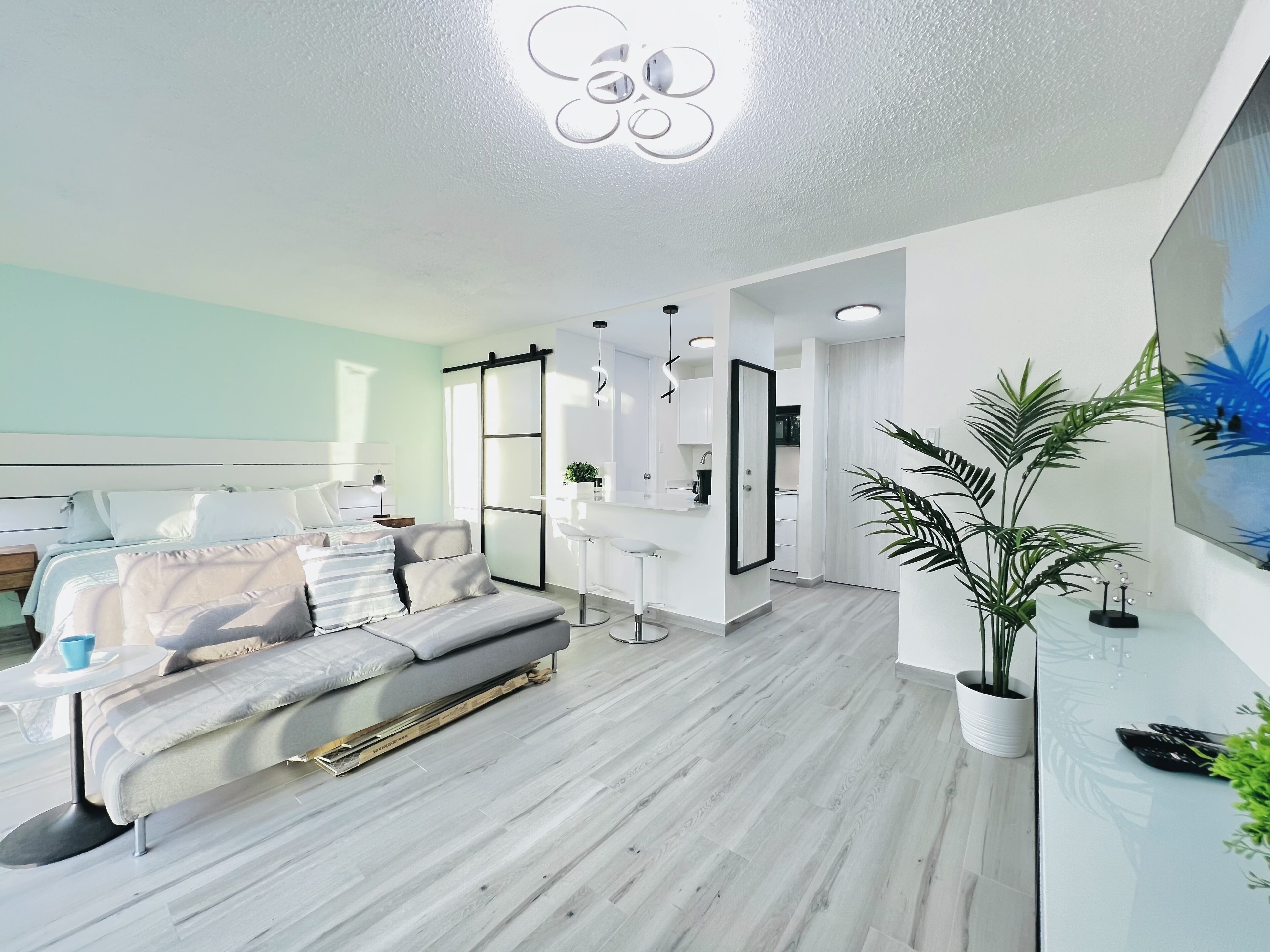 Fully Remodeled Condo A Few Steps To Beach Free Parking Wifi - Puerto Rico