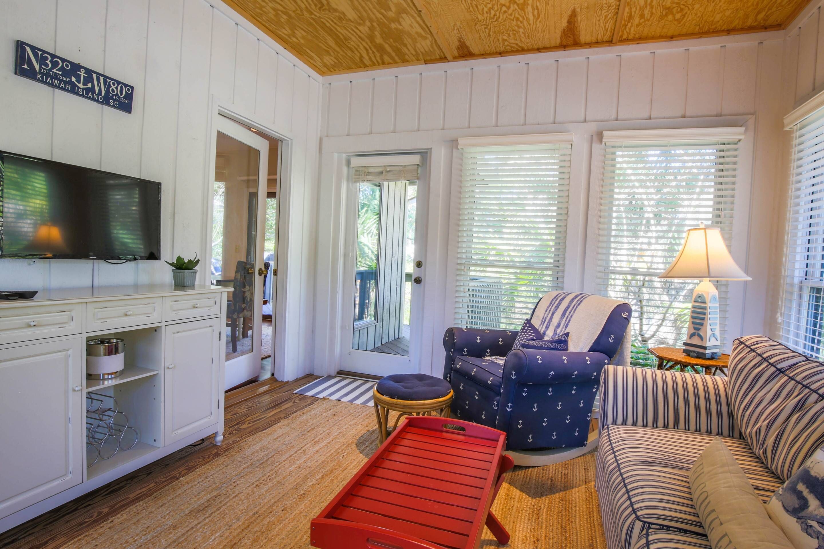 100 Barefoot Steps To Beach, Glorious Lagoon Views, Back Porch & Multiple Seating Areas - Kiawah Island, SC