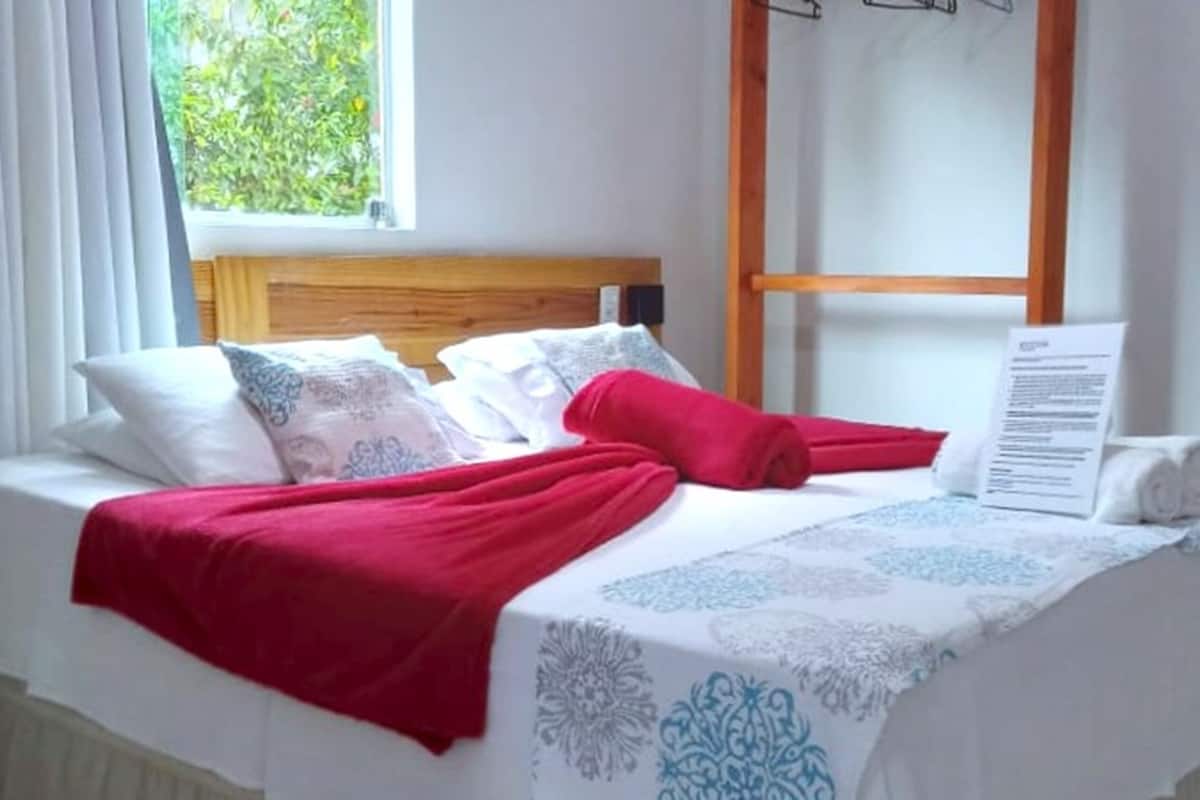 Minibar, com mobília individualizada, Wi-fi grátis