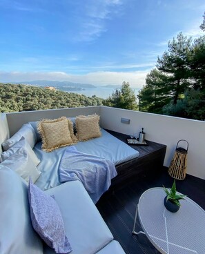 Quarto, 1 quarto, fumadores, varanda | Terrenos do alojamento