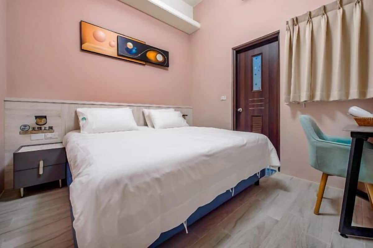 Wi-fi grátis, roupa de cama fornecida 