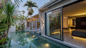 Villa de Luxo, 1 quarto, não fumadores, vista para a piscina | Vista para o jardim
