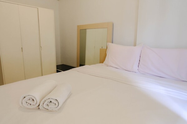 Good Choice 2br At 12th Floor Gateway Ahmad Yani Cicadas Apartment - West Java