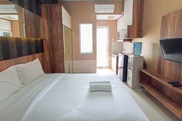 Classic Studio At Student Castle Yogyakarta Apartment - Yogyakarta