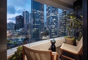 Suite with Kitchenette and Balcony | Terraço/pátio interior