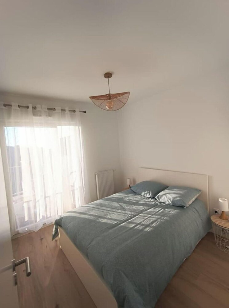 2 Bedroom Apartment - Floirac | Vrbo