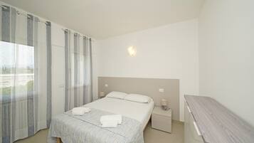 Apartamento Superior | Cofre no quarto, quartos insonorizados, Wi-fi grátis
