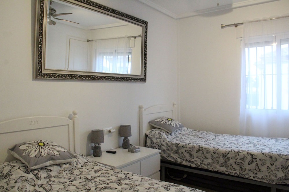 3 Bed 2 Bath Next To Communal Pool, Golf, Beaches And Villamartin Plaza - Villamartin