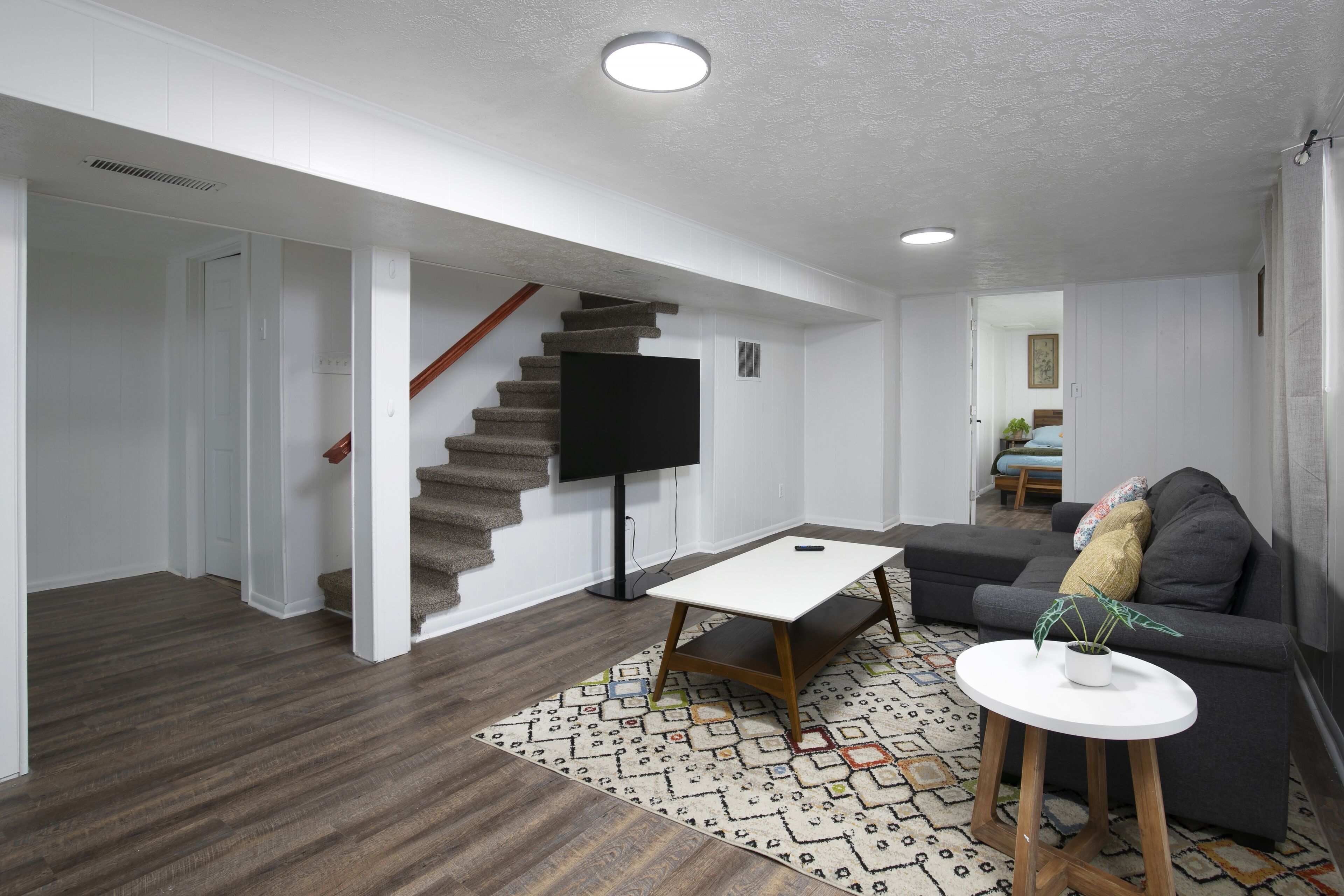 Newly Renovated Cozy Rustic Home L 10 Min From Truist Park - Smyrna, GA