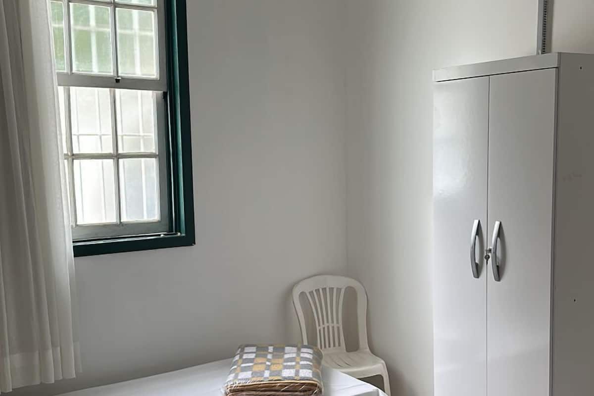 Quarto duplo básico | Wi-Fi de cortesia