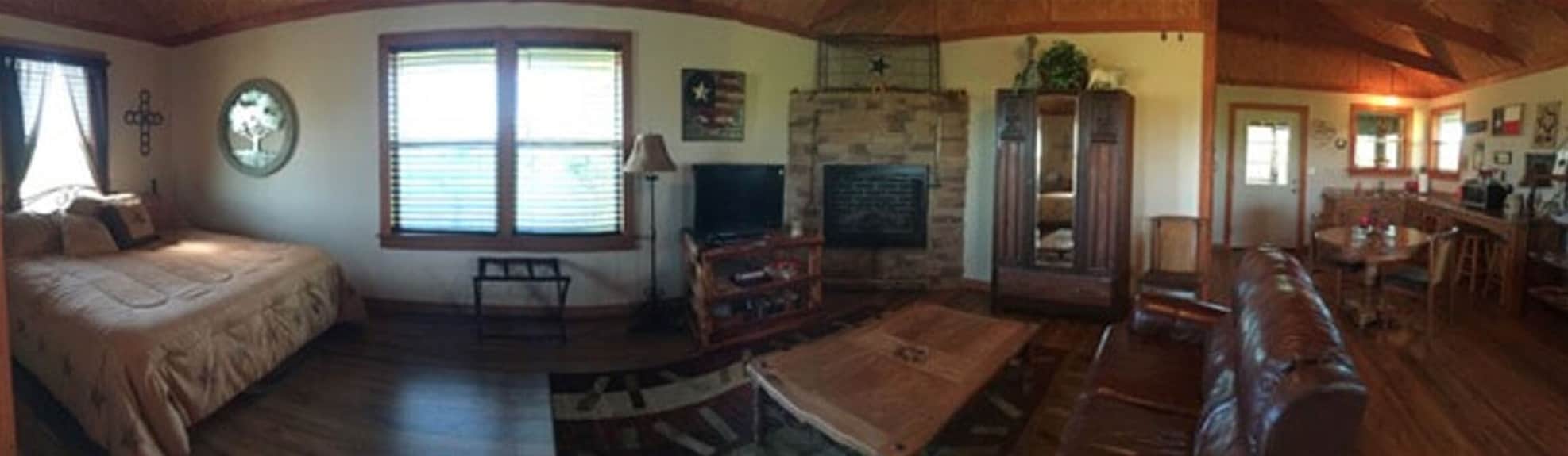 Country Cabin 10 Miles From Round Top - Texas