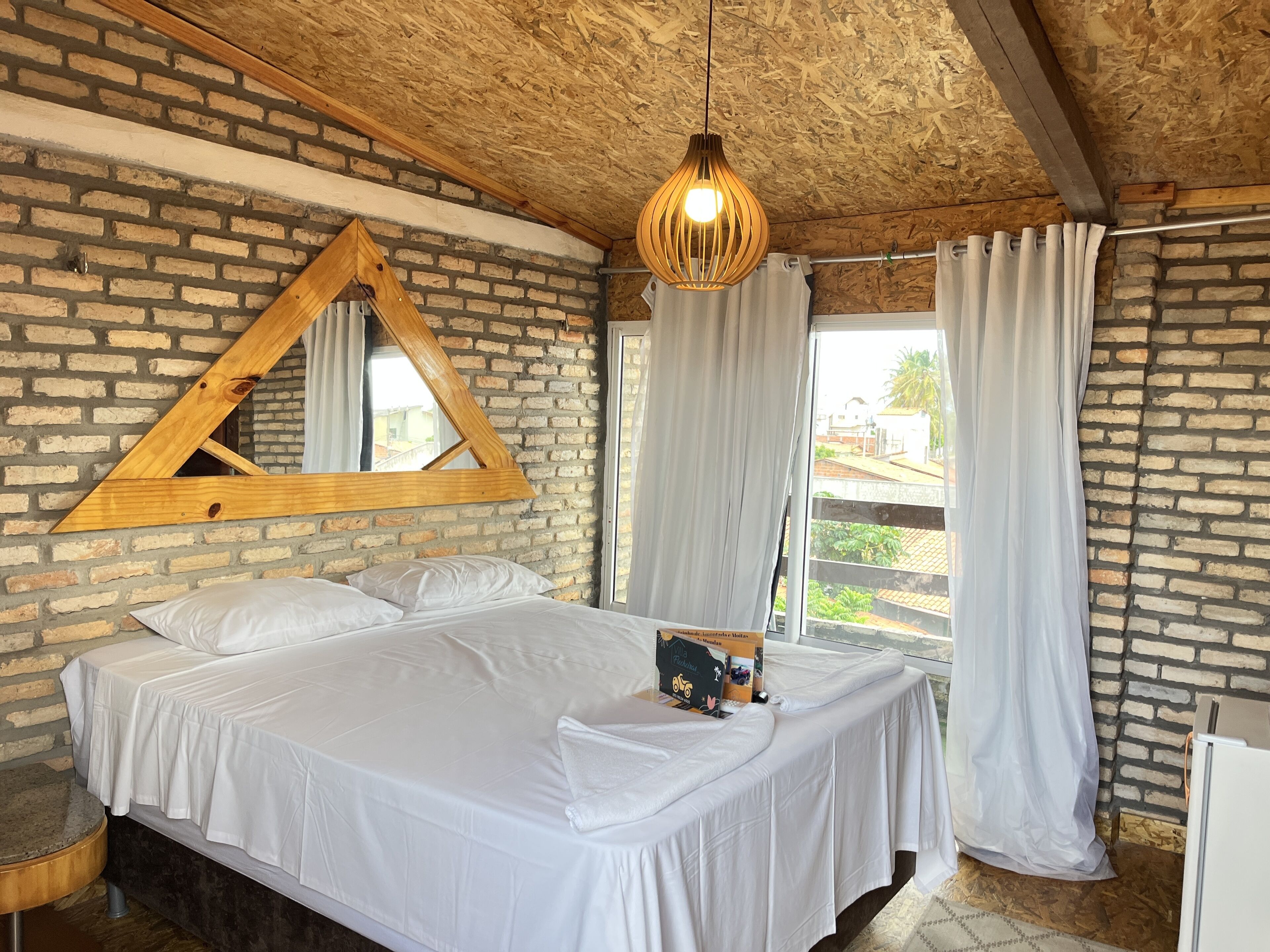Quarto duplo exclusivo, 1 cama Queen, vista para o jardim | Wi-Fi de cortesia, roupa de cama
