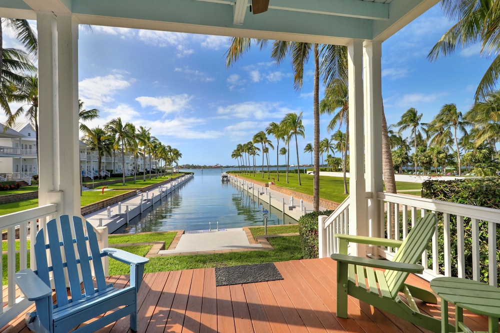 Waterfront Luxury Villa With Sunset Views And Boat Slip 3 Bedroom Townhouse By Redawning - Key Colony Beach, FL