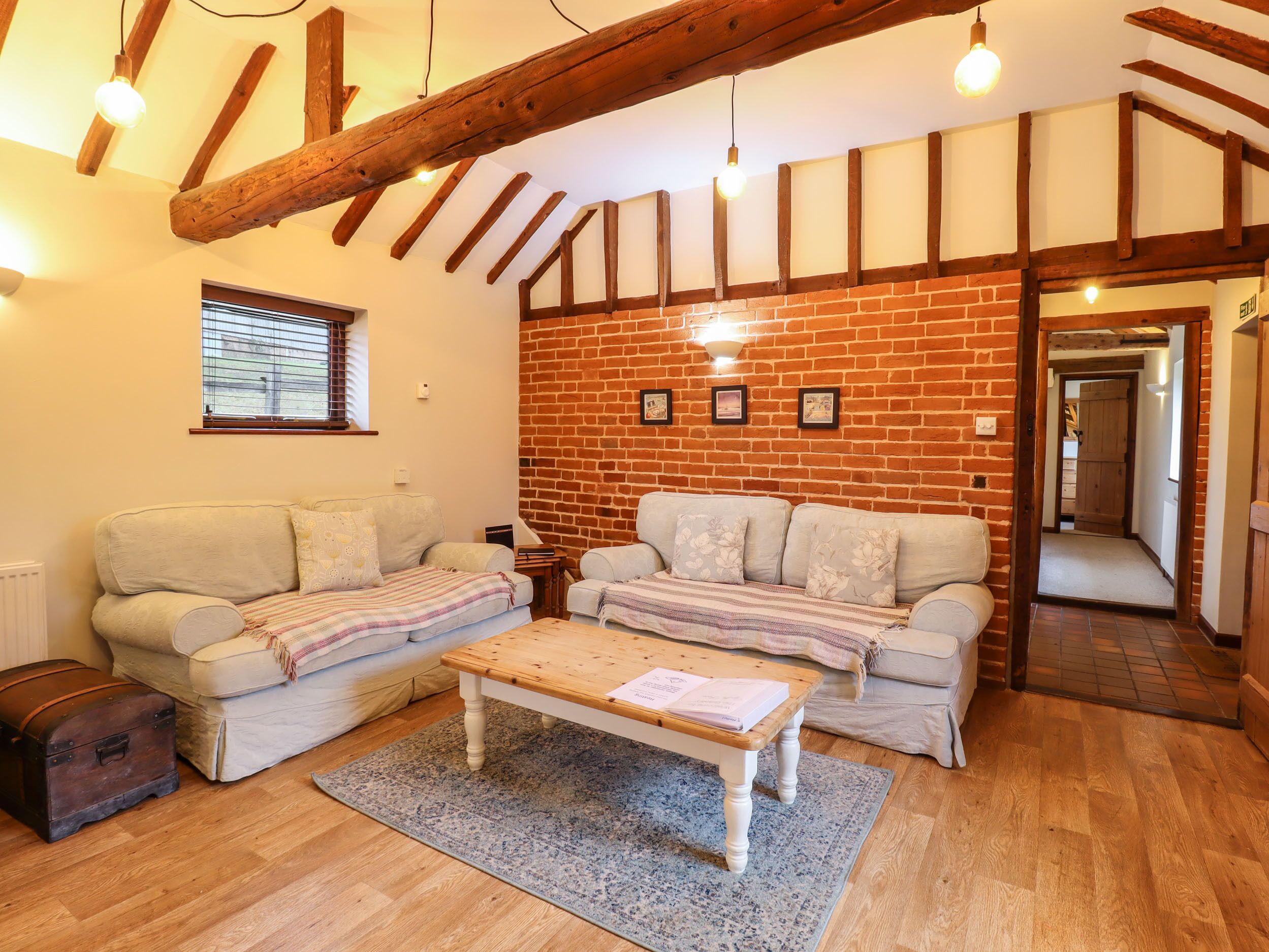The Granary, Pet Friendly, Character Holiday Cottage In Polstead - Suffolk