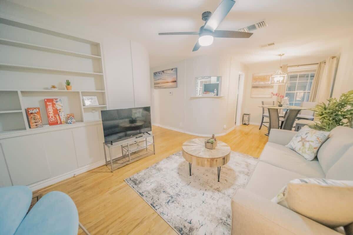 Cozy Retreat On Ferdell - Tyler, TX