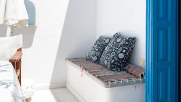 Quarto Triplo Standard | Terraço/pátio interior
