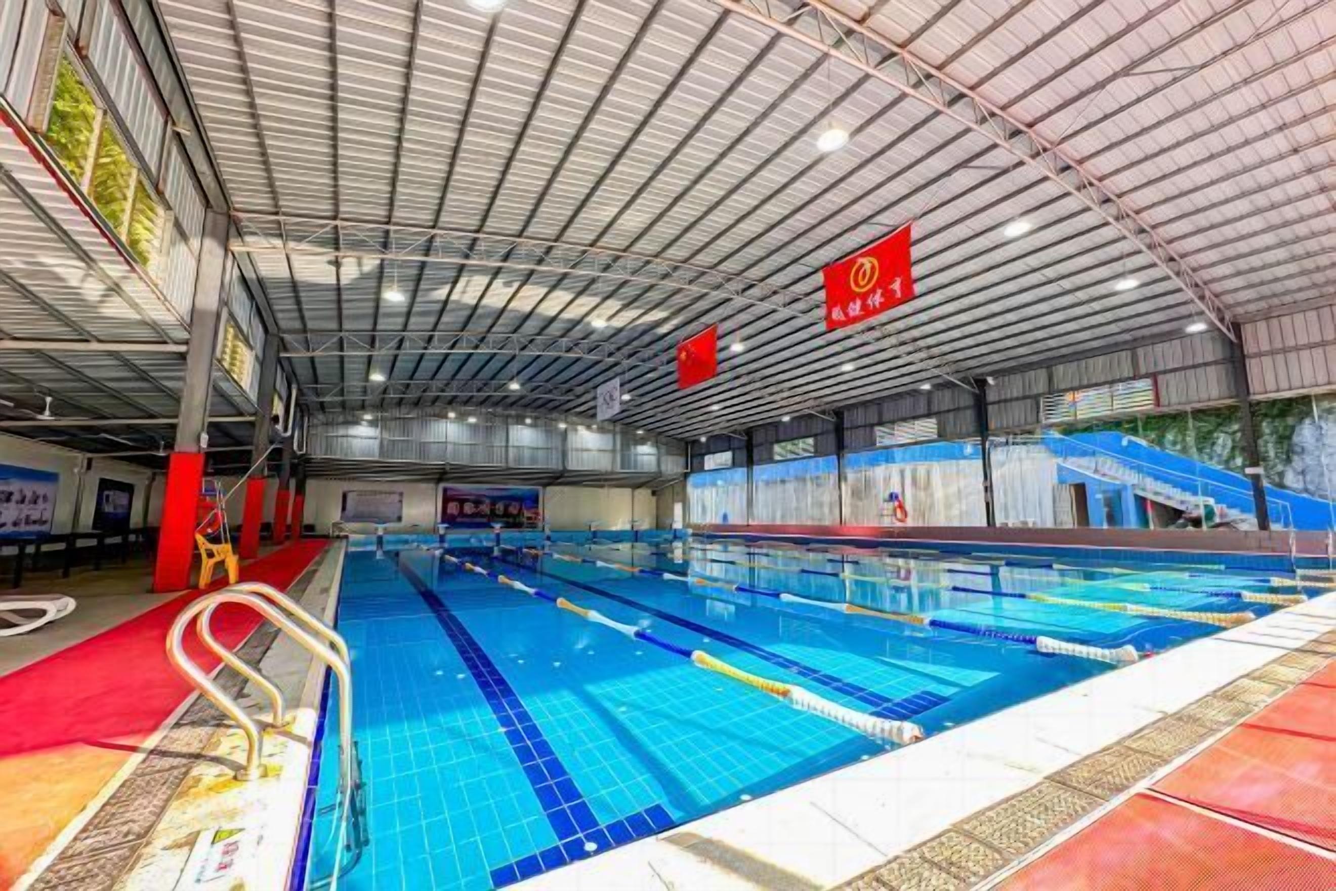 Piscina interior