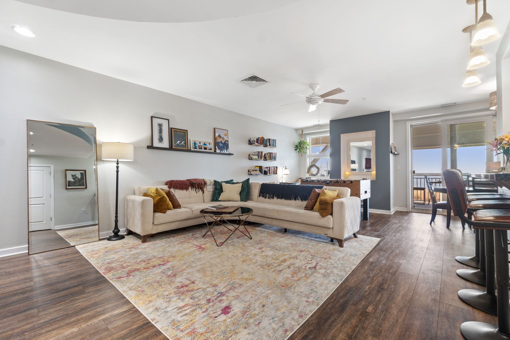 Bayfront Condo Perfect For Your Relaxing Getaway! - Virginia Beach, VA