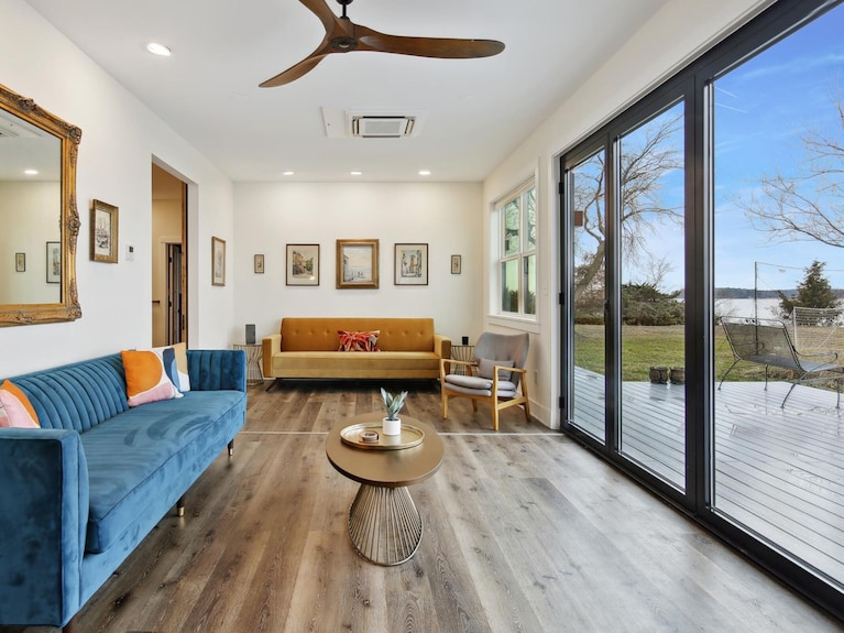 Minutes From Downtown St. Michaels | Pool | Kayaks | Private Dock | Newly Renova - St. Michaels, MD