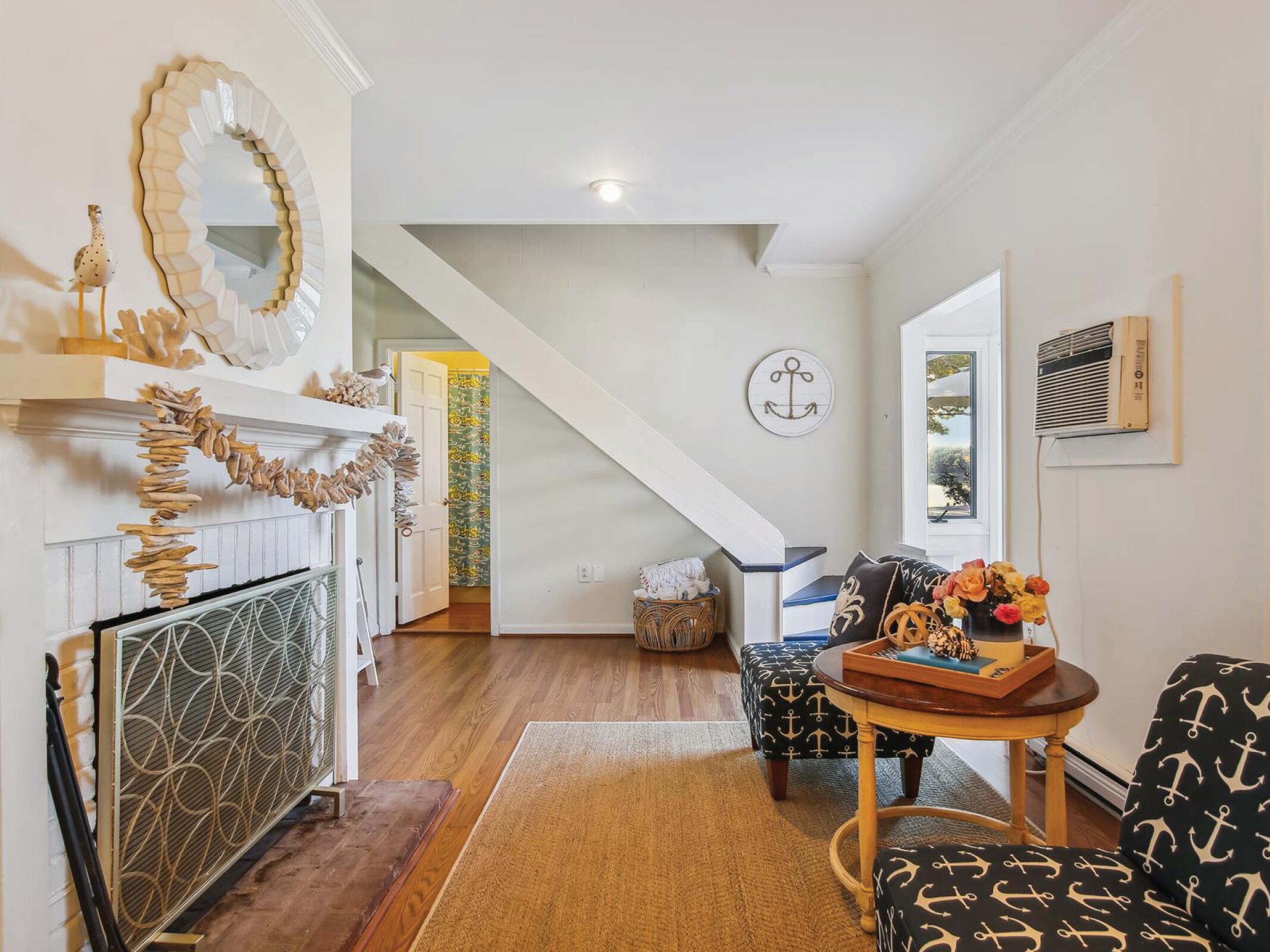 Minutes From Downtown St. Michaels | Pool | Hot Tub | Private Dock - Saint Michaels, MD