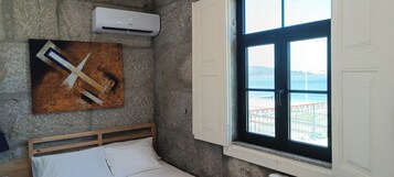 Quarto Clássico com Cama de Casal, 2 camas de casal, vista para o rio | Quartos insonorizados, Wi-fi grátis, roupa de cama fornecida 