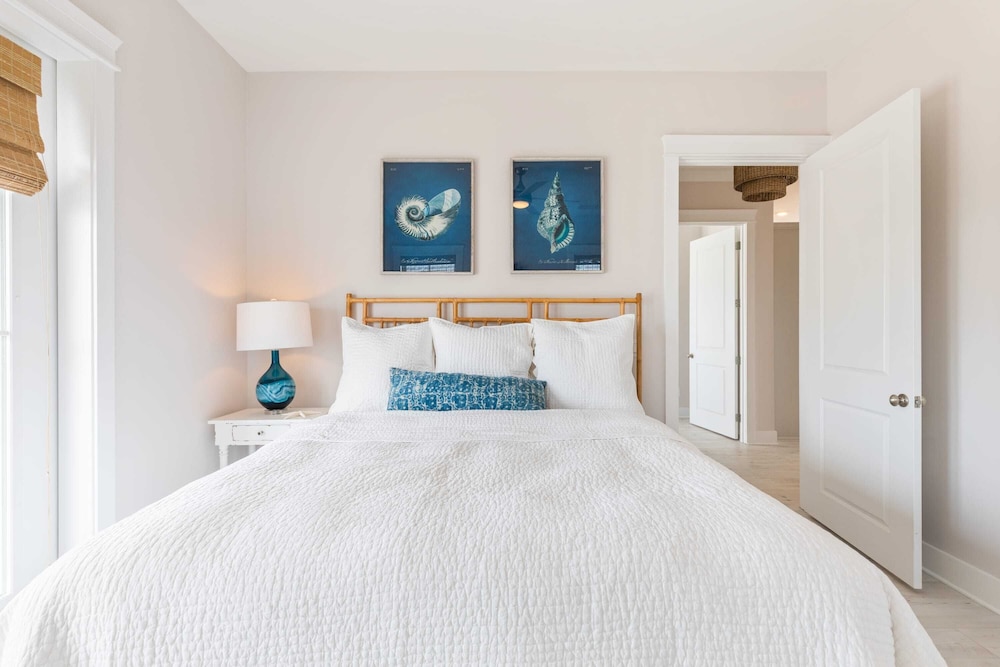 Frazer Oceanfront Beach House with Elevated Infinity Pool! (Premier ...