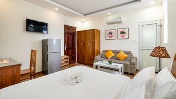 Suite Deluxe | 1 quarto, roupa de alta qualidade, secretária