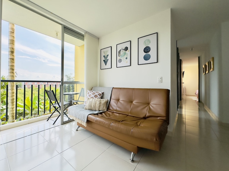 Beautiful And Full Furnished Apartment - Pereira