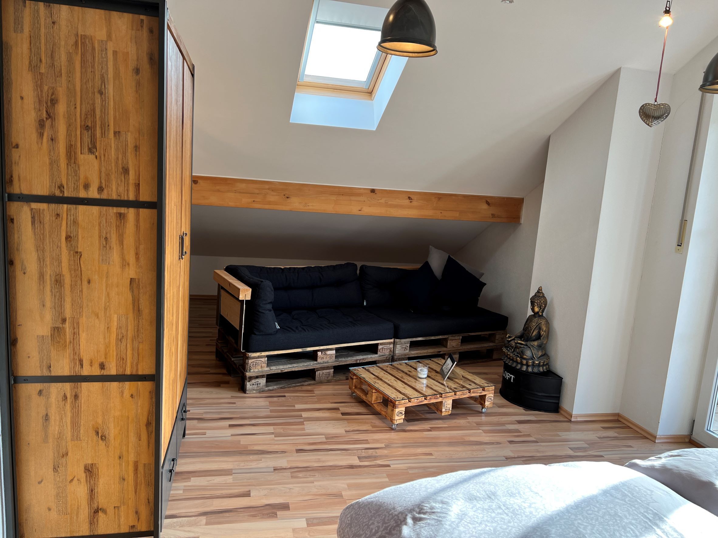 Ferienhaus, 140qm, Balkon, Terrasse, Garten, 3 Separate Schlafzimmer, Wohnzimmer Mit Kachelofen, Küche, Bad, Max 6 Personen - Siegsdorf