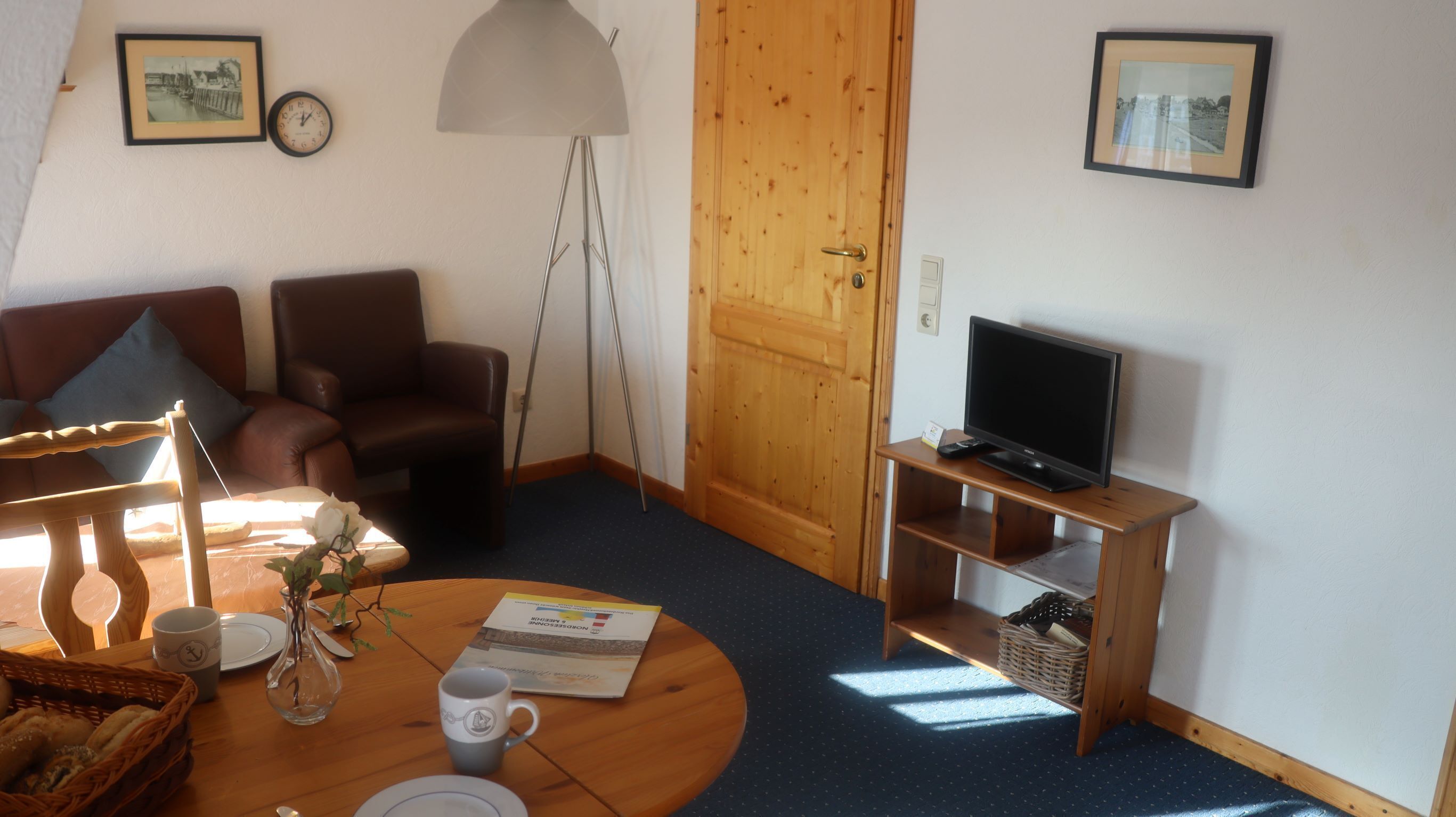 Willkommen In Der Ferienwohnung Leeihr Gemütlicher Rückzugsort Direkt Am Hafen - Neuharlingersiel