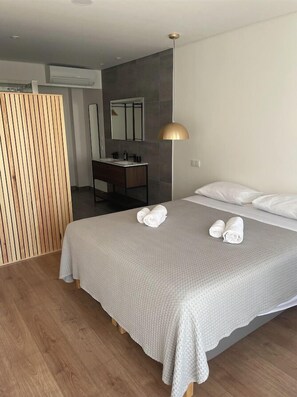 Quarto Deluxe | Com decoração personalizada, quartos insonorizados 