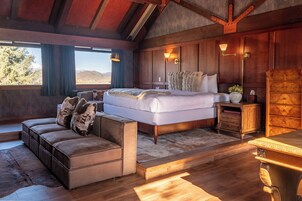 Suíte estúdio superluxo | Roupas de cama antialérgicas, individualmente decorados